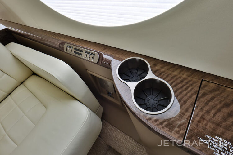 2009 Gulfstream G550 S/N 5250 | Jetcraft